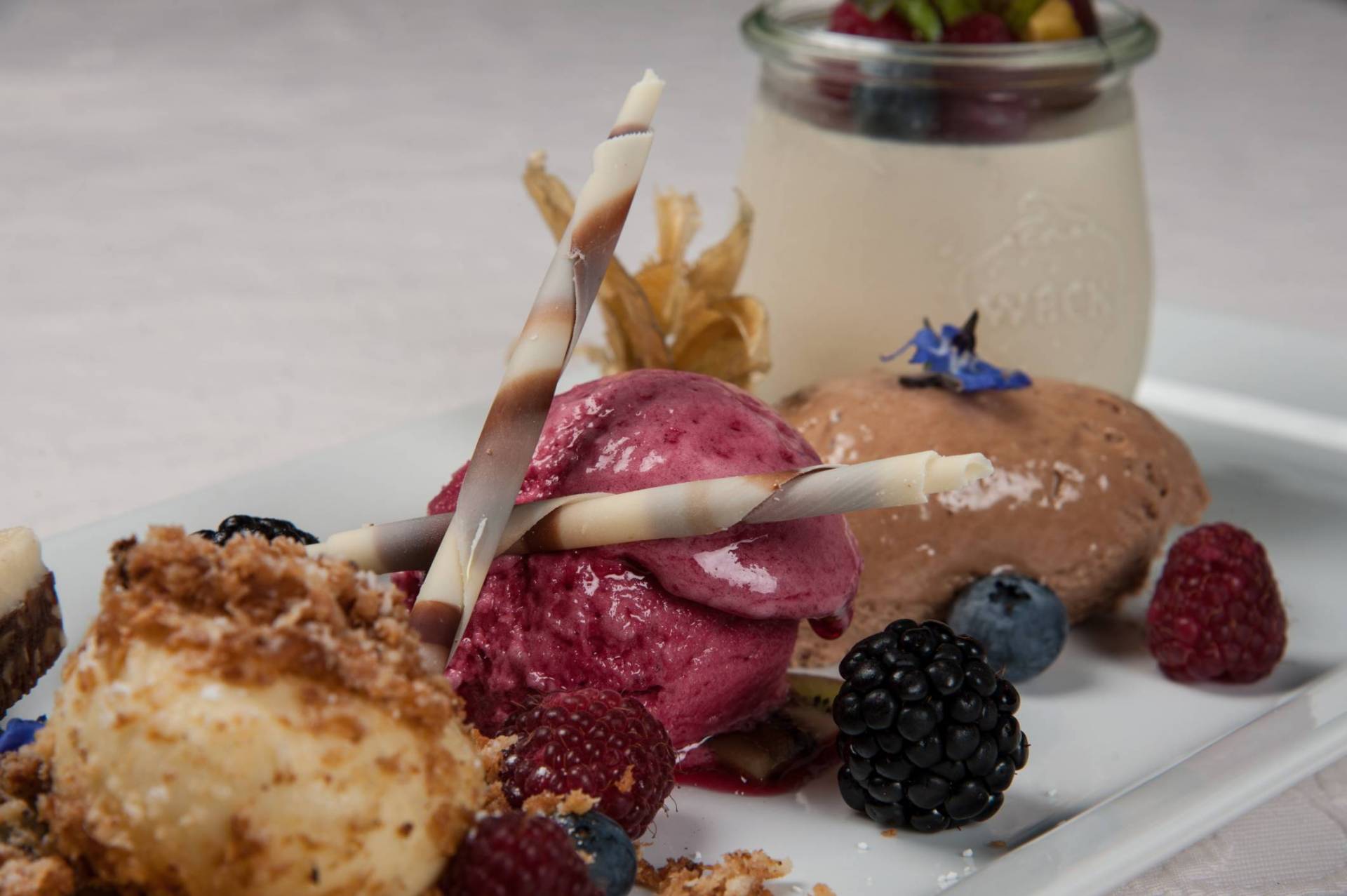 Hotel & Gasthof Goldener Hirsch - Home